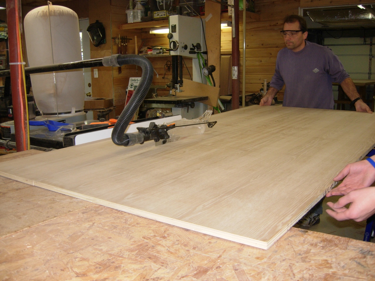 Breaking down plywood | Midnight Woodworking