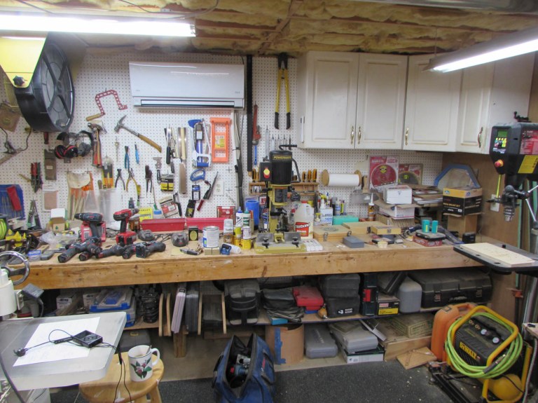 Screw gun storage/charging station | Midnight Woodworking