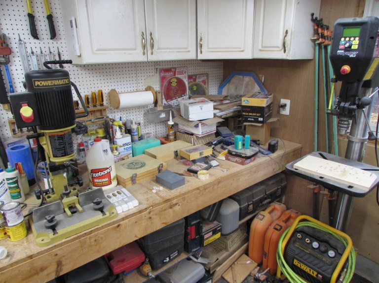 Screw gun storage/charging station | Midnight Woodworking