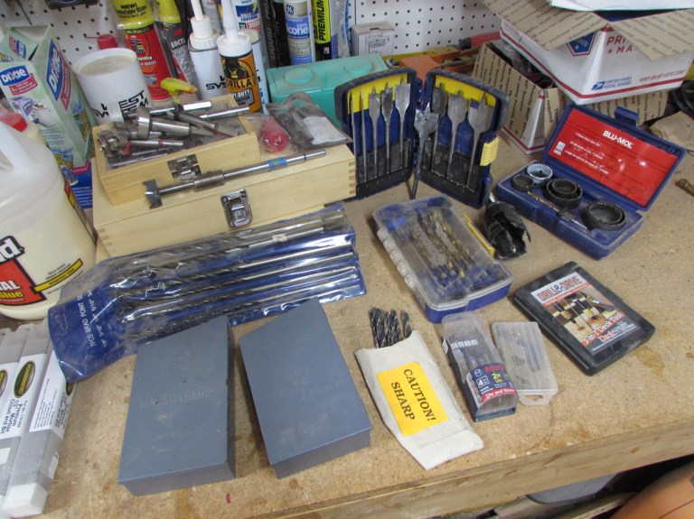 Screw gun storage/charging station | Midnight Woodworking