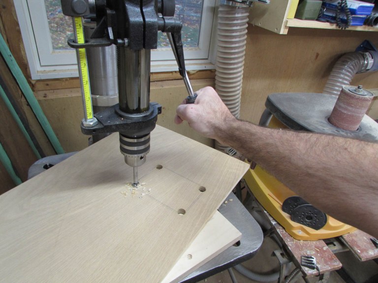 Screw gun storage/charging station | Midnight Woodworking