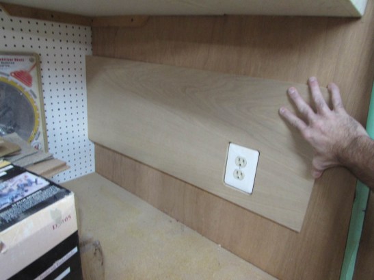 Screw gun storage/charging station | Midnight Woodworking