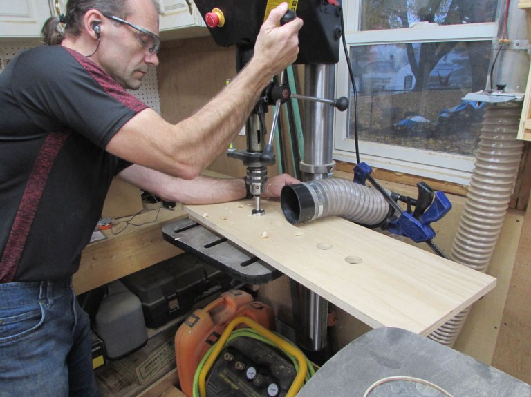 Screw gun storage/charging station | Midnight Woodworking