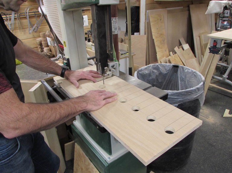 Screw gun storage/charging station | Midnight Woodworking