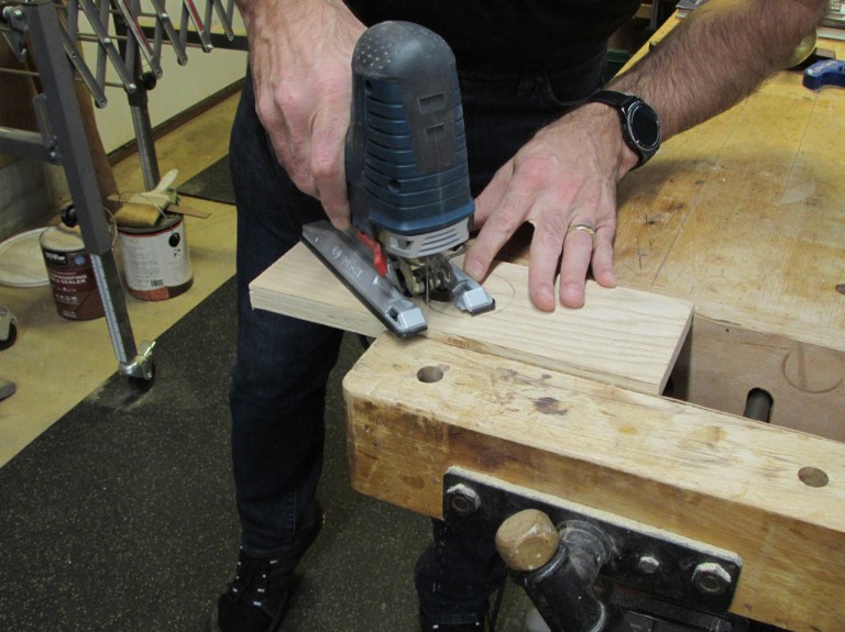 Screw gun storage/charging station | Midnight Woodworking