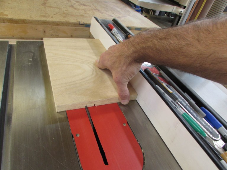 Screw gun storage/charging station | Midnight Woodworking